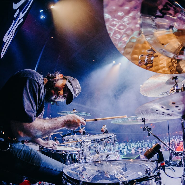 Jake Smelley - sE Electronics