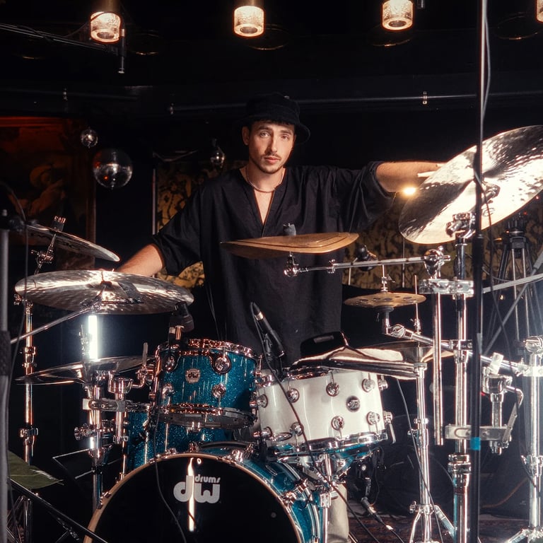 Paul Albrecht - sE Electronics