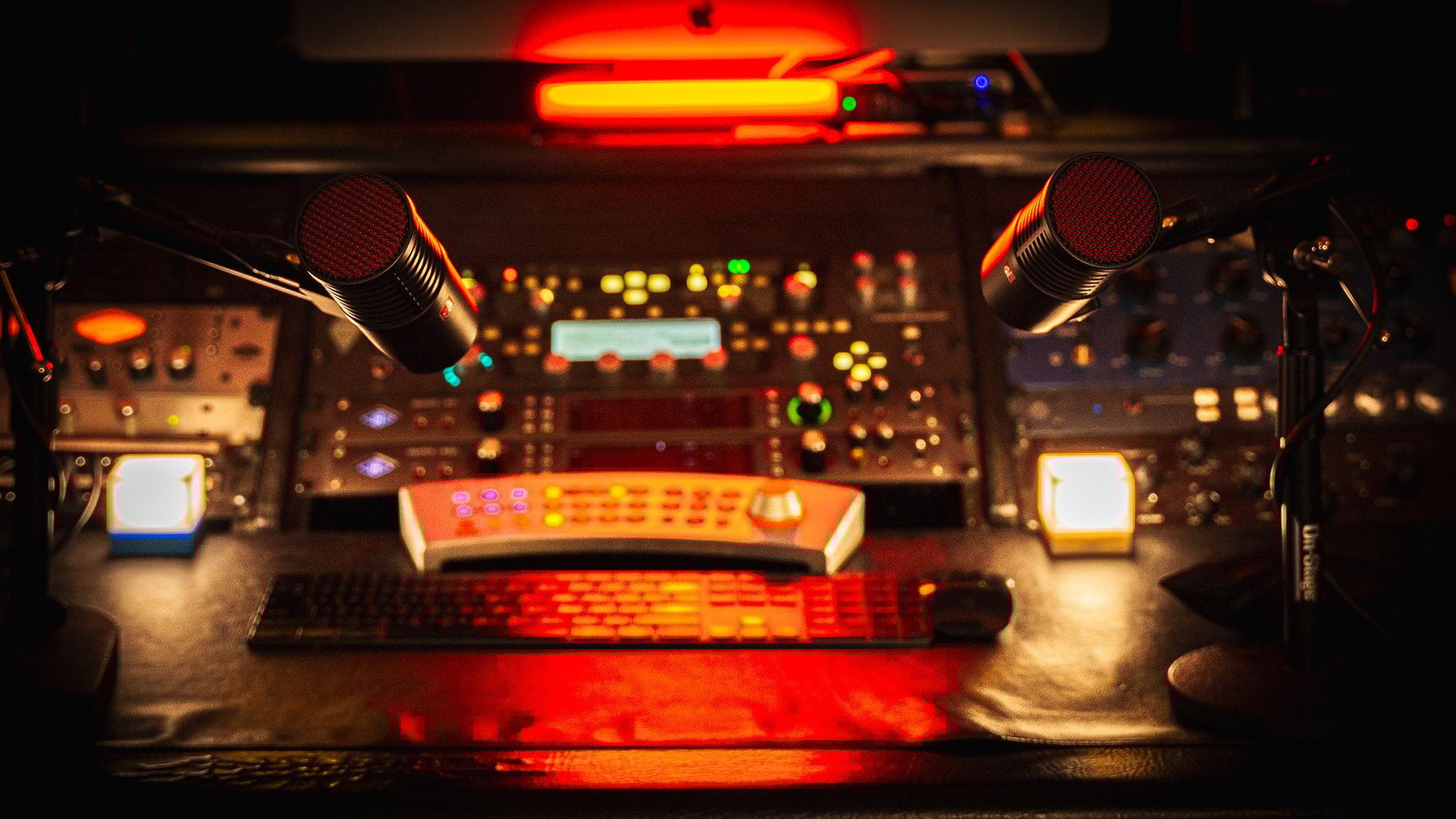 Home Page - sE Electronics