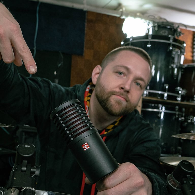 Alex Rüdinger - sE Electronics