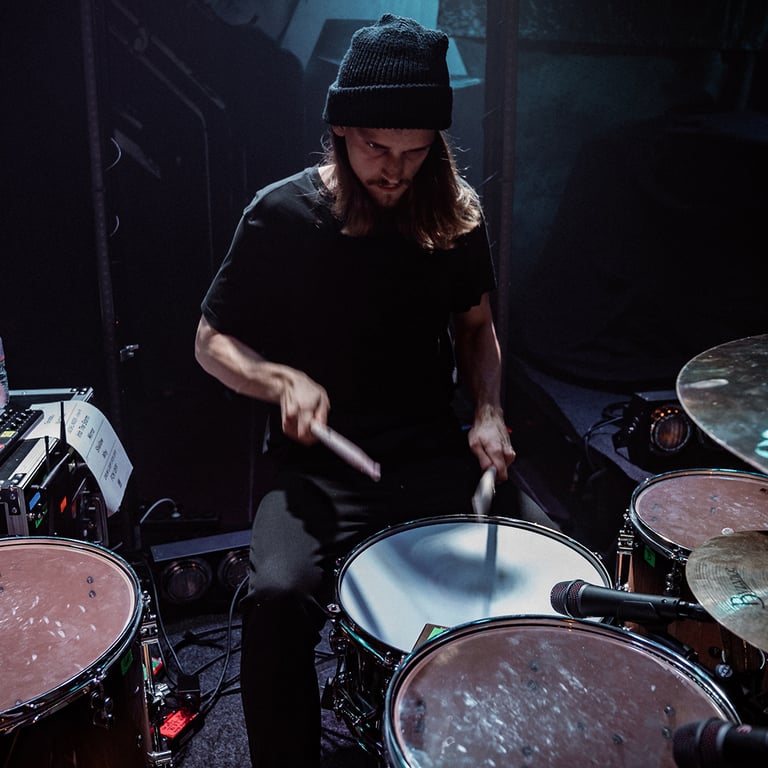 SETYØURSAILS - sE Electronics