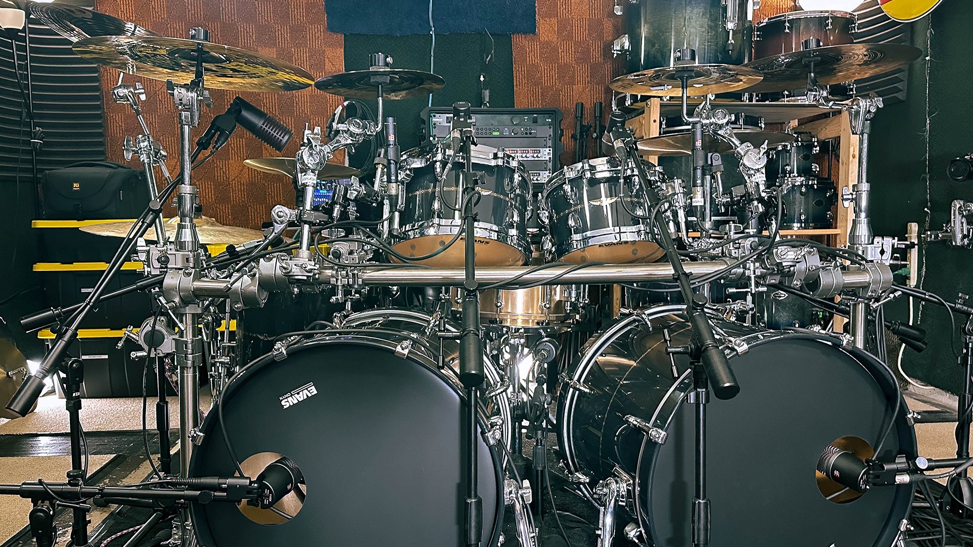 Alex Rüdinger - sE Electronics